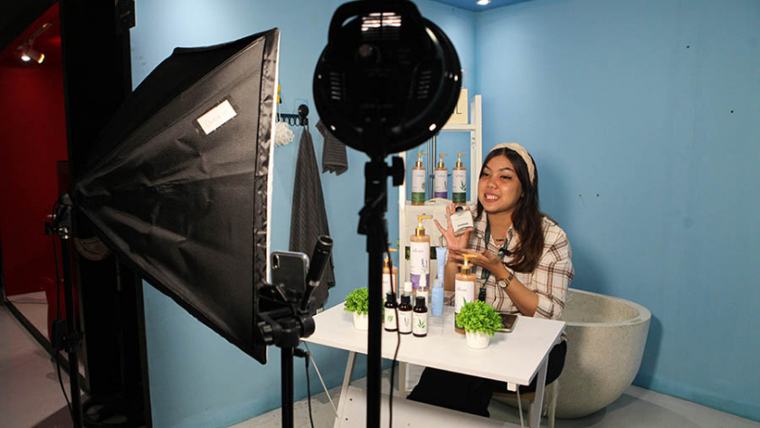 Live Shopping Jadi Pilihan Utama UMKM untuk Menjual Produknya