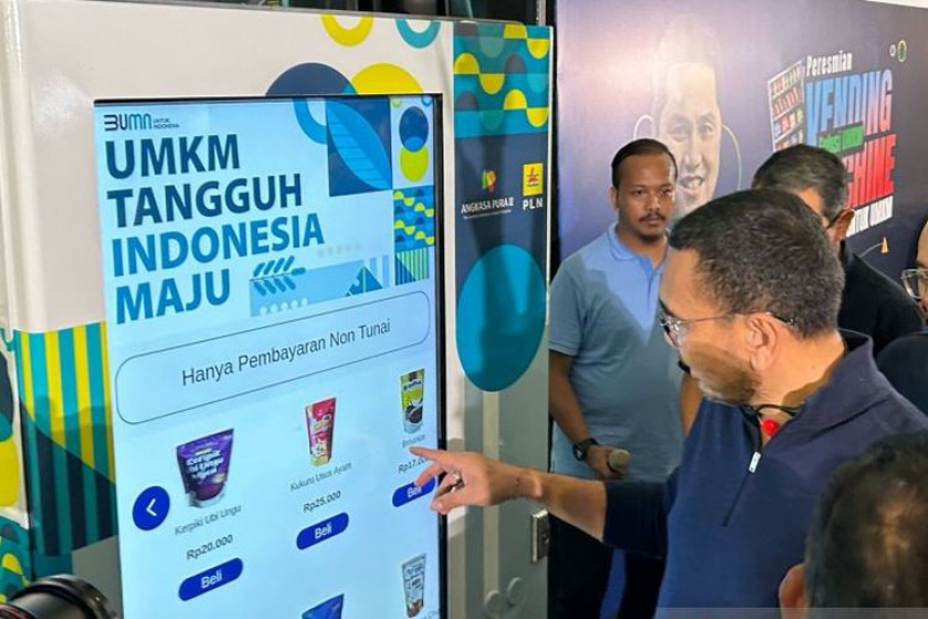 Inovasi BUMN: Promosi Produk UMKM Melalui Vending Machine di Lokasi ...