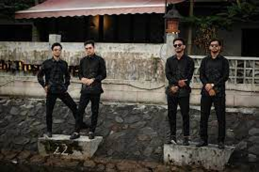 Helwa Mengubah Citra Batik dengan Photoshoot Kreatif