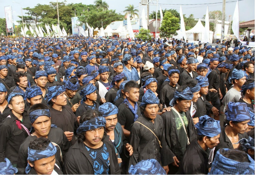 Daya Tarik Sarung Khas Suku Baduy