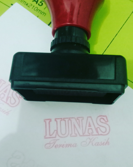 Stempel otomatis atau flash stempel