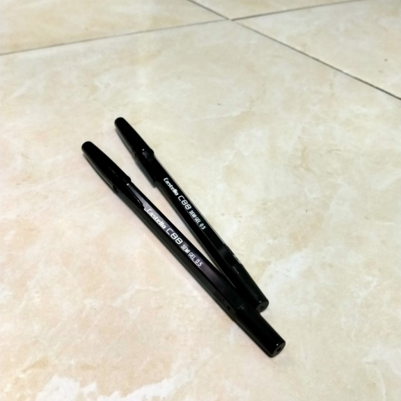 Ballpoint Standar Hitam