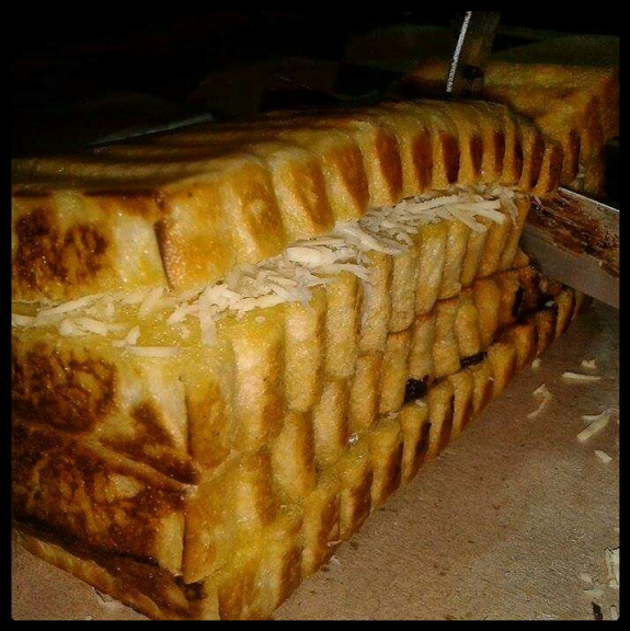 Roti bakar