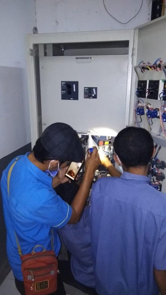 Service dan perbaikan panel listrik