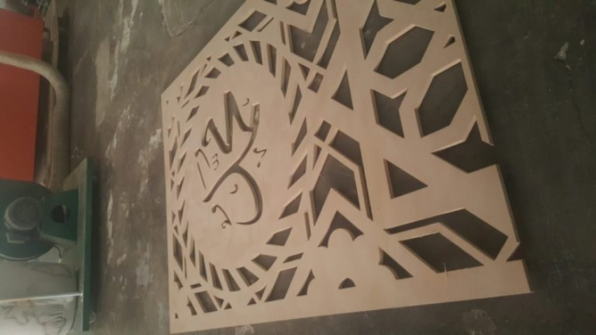 Jasa cutting multiplek,kayu,acp,pvc board CNC ROUTER