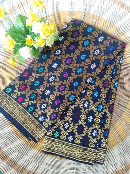 Kain Tenun Tradisional Lombok